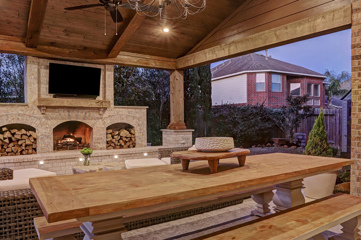 65 Rustic Backyard Ideas for 2024 | Design Tips & Images