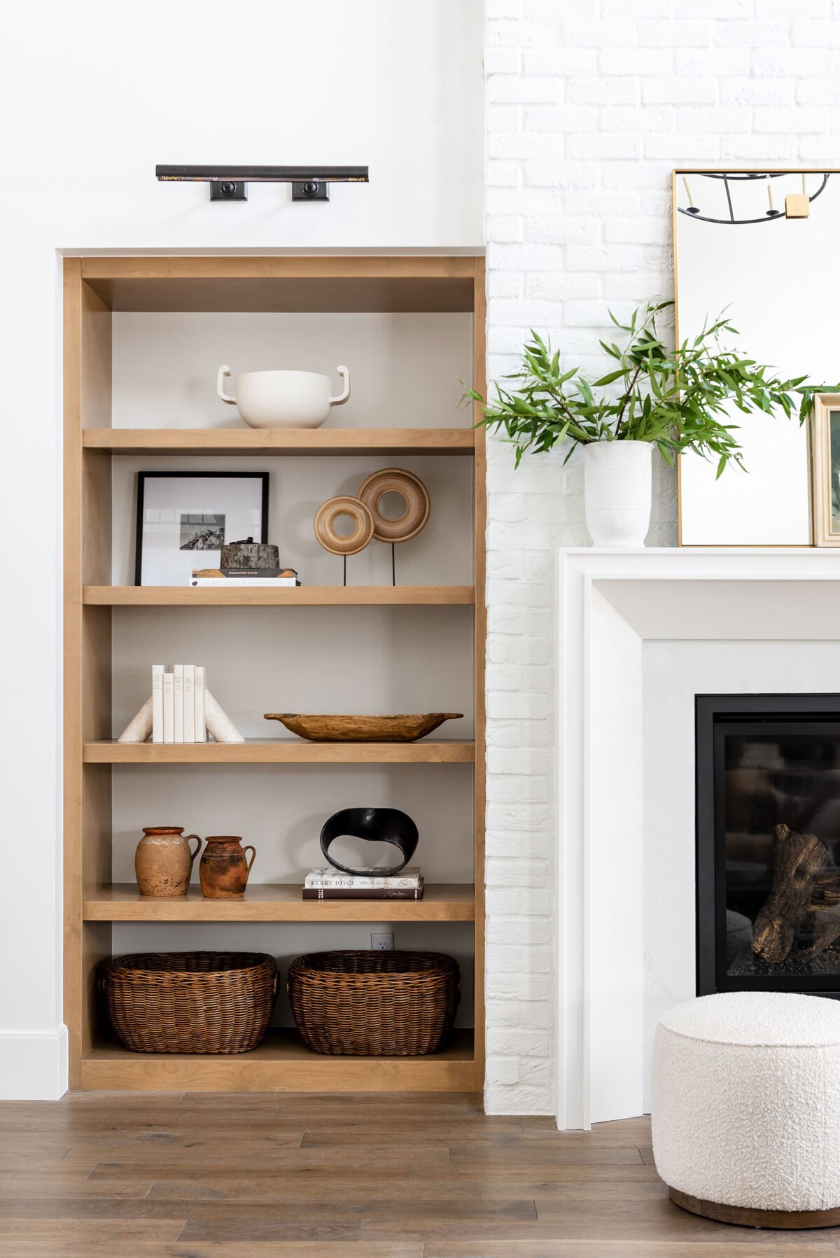 Shelf Styling Ideas With Expert Decorating Tips
