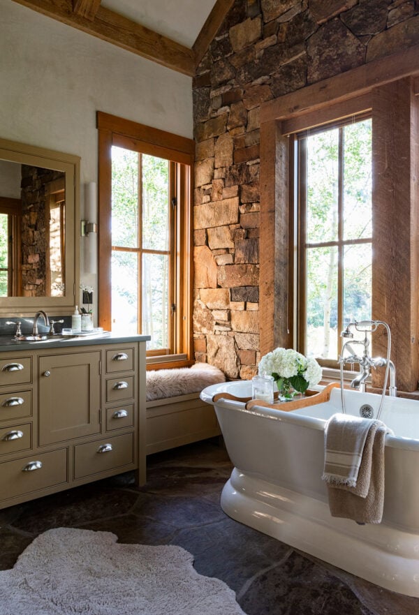 34 Rustic Bathroom Design Ideas for a Cozy Space
