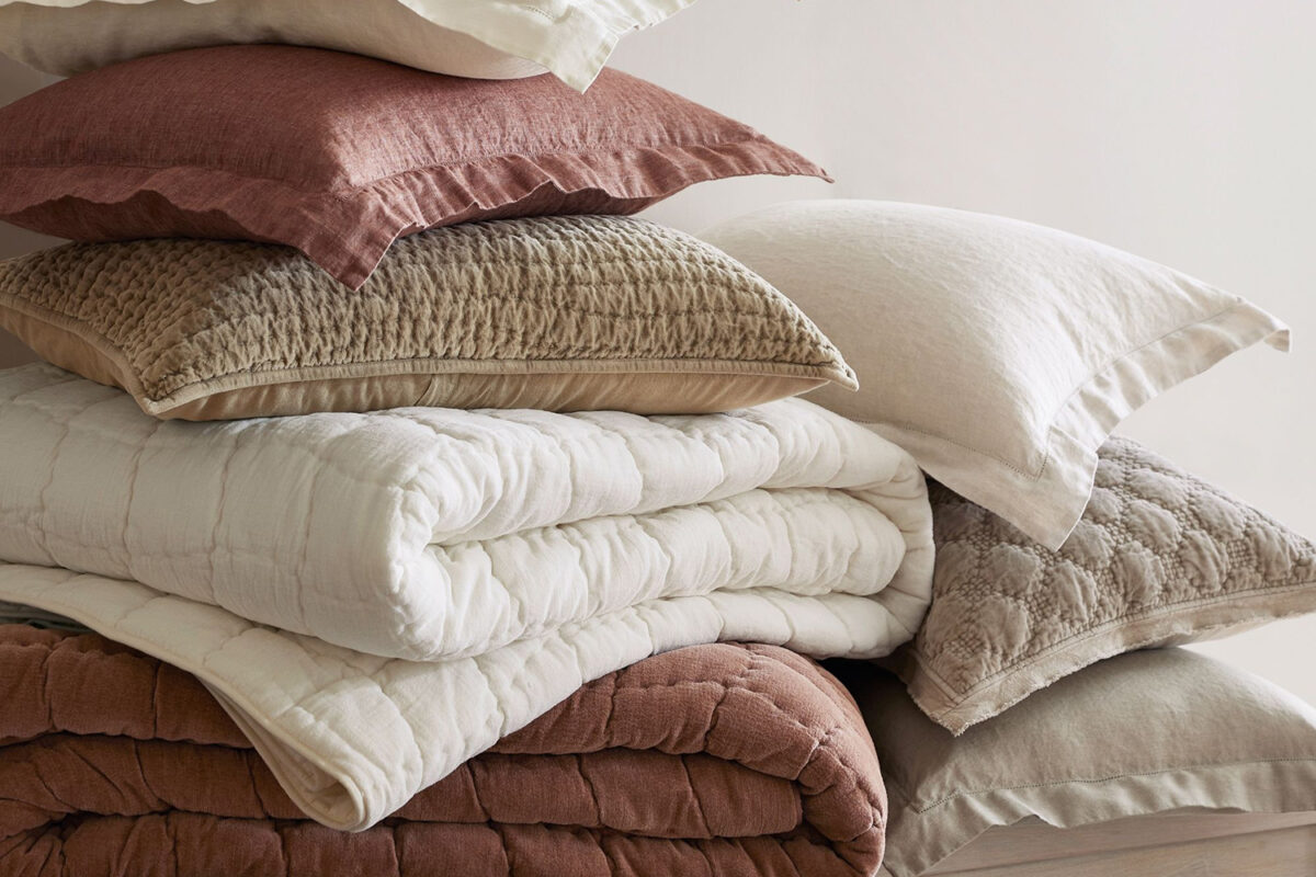 26 Cozy Fall Bedroom Ideas with Warm Autumn Hues