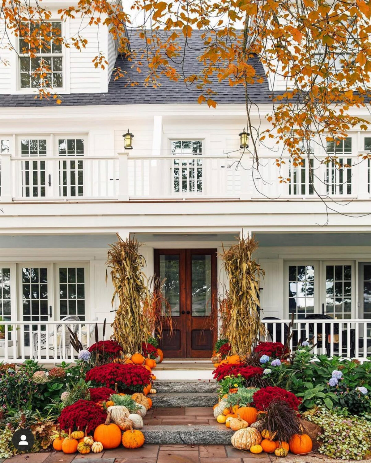 25 Fall Outdoor Decorating Ideas for 2025