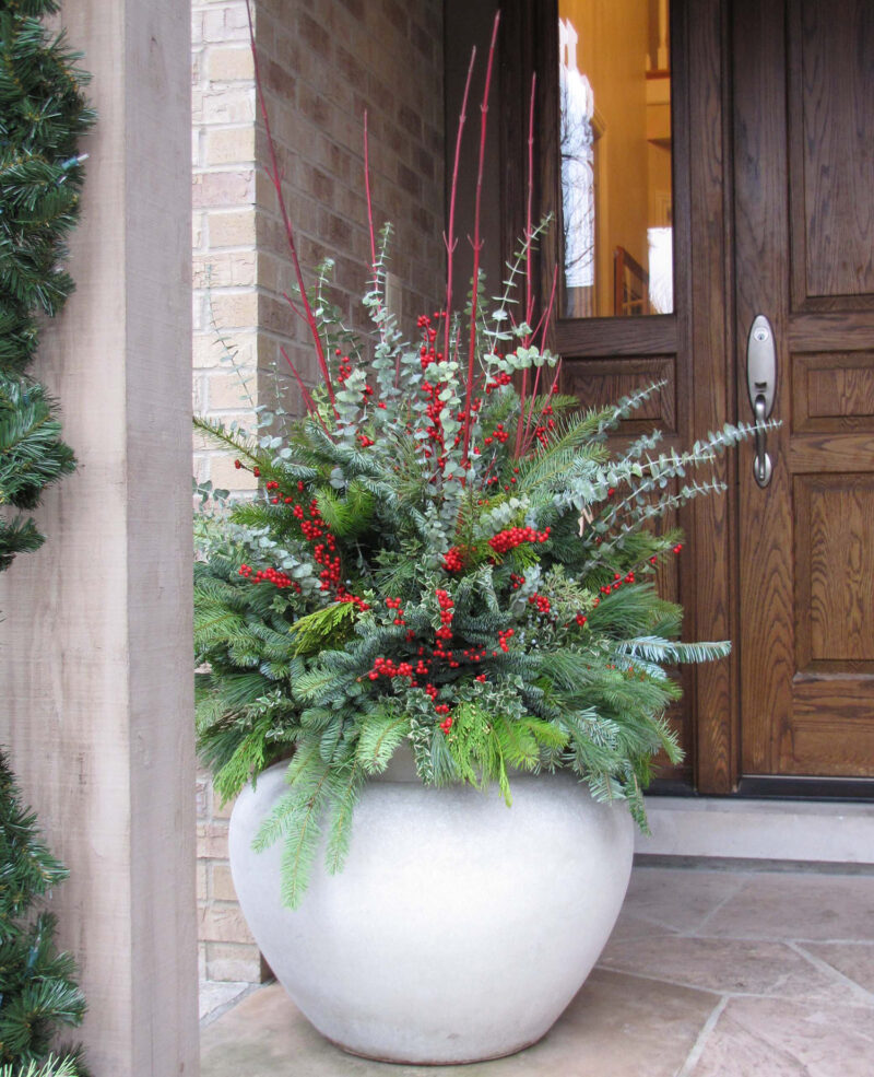 25 Festive Outdoor Christmas Decorating Ideas