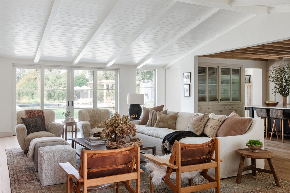 65 Earth Tone Decorating Ideas for 2024 | Tips & Photo Gallery