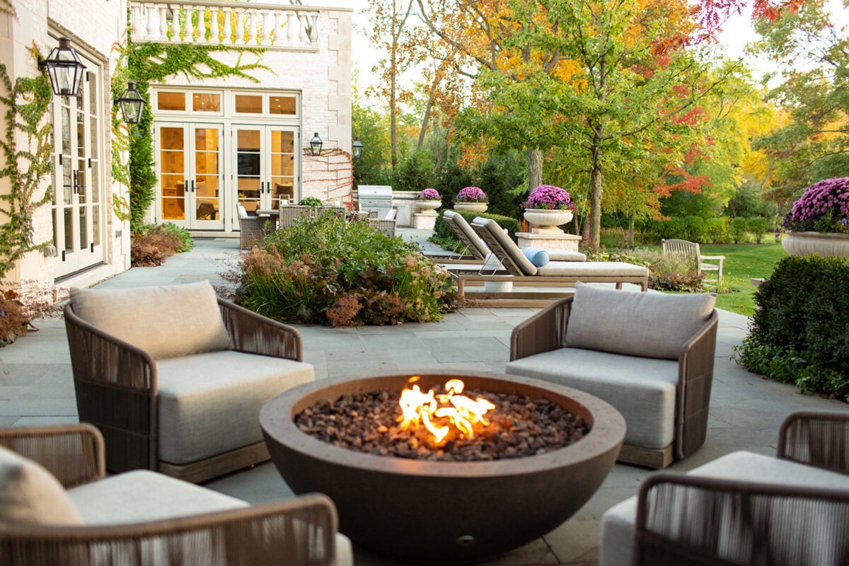 37 Backyard Landscaping Ideas for a Beautiful Yard