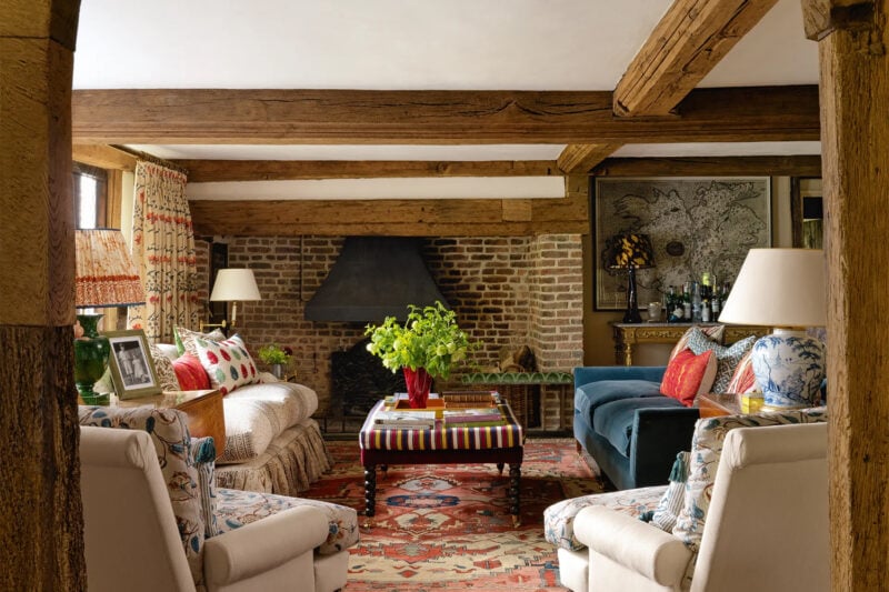 34 Country Living Room Ideas with Cozy, Rustic Decor