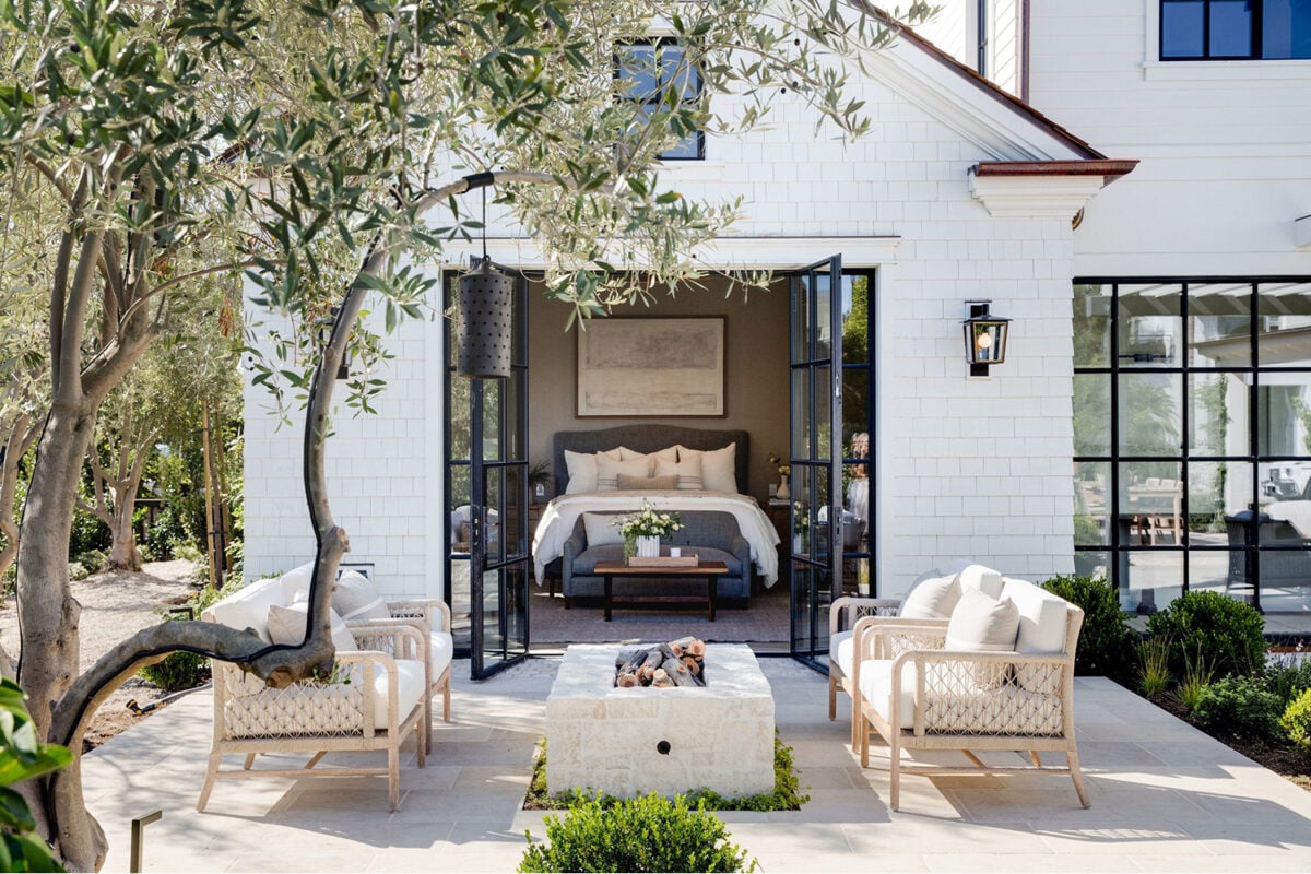 35 Outdoor Living Room Ideas for Cozy Entertaining Spaces