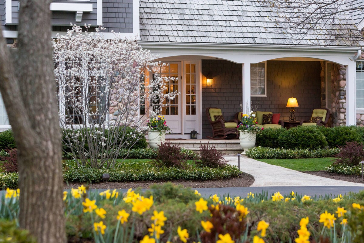 37 Front Porch Ideas with Design & Decorating Tips